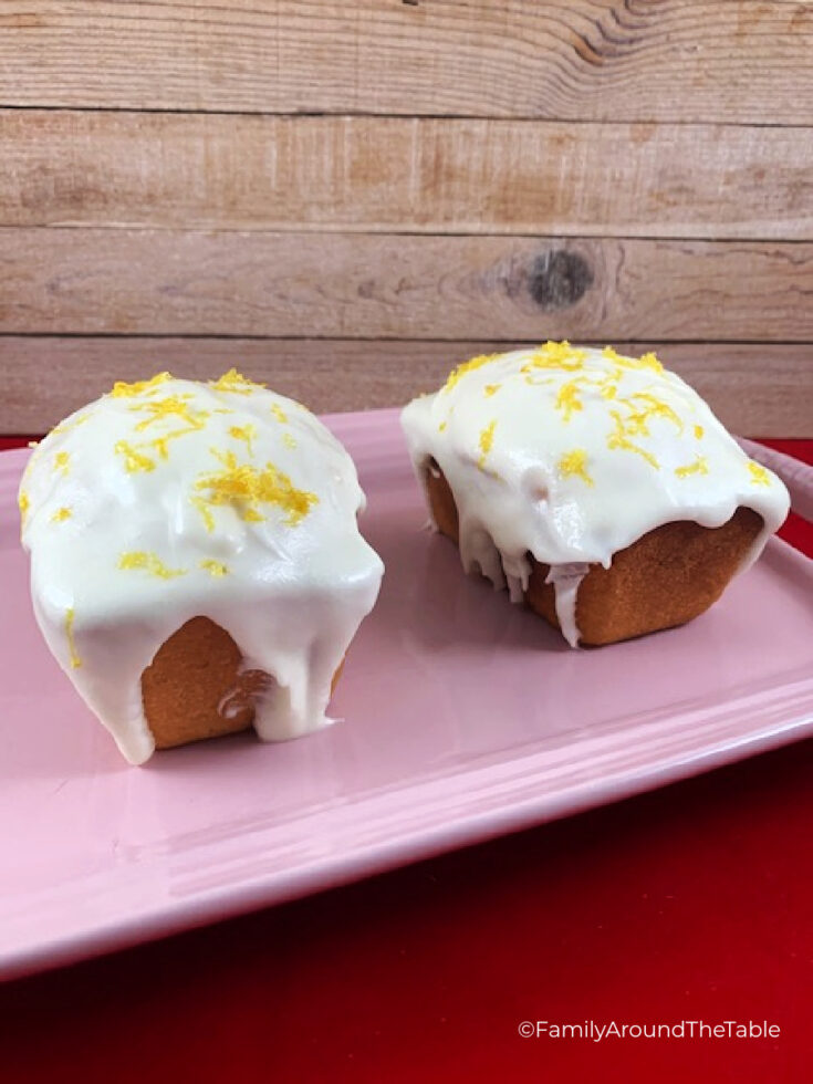 Mini Lemon Cakes with Lemon Glaze