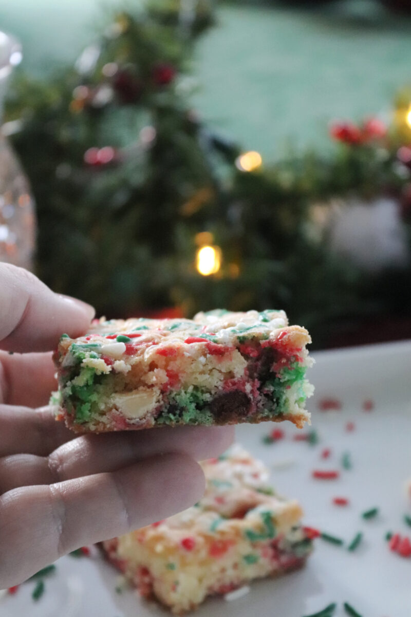 Easy Christmas Cookie Bars - Starts with a Cake Mix