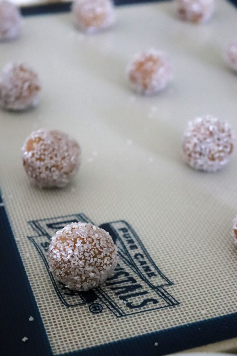 Ginger Molasses Cookies with Crystallized Ginger