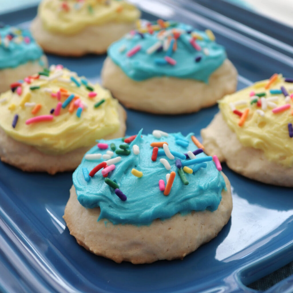 Ginger Molasses Cookies with Crystallized Ginger