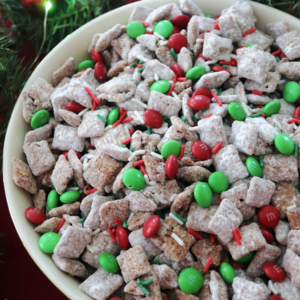 Christmas Muddy Buddies Recipe | A Festive Holiday Treat