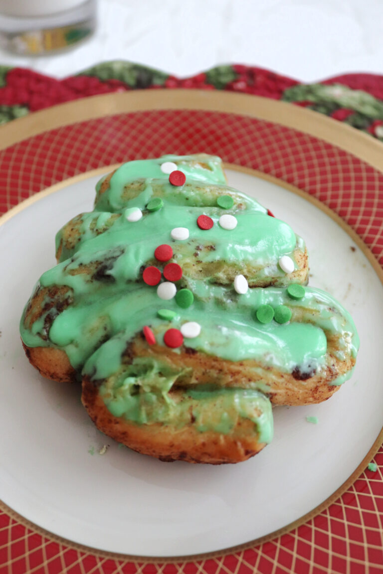 Cinnamon Roll Christmas Trees | Christmas Morning Breakfast