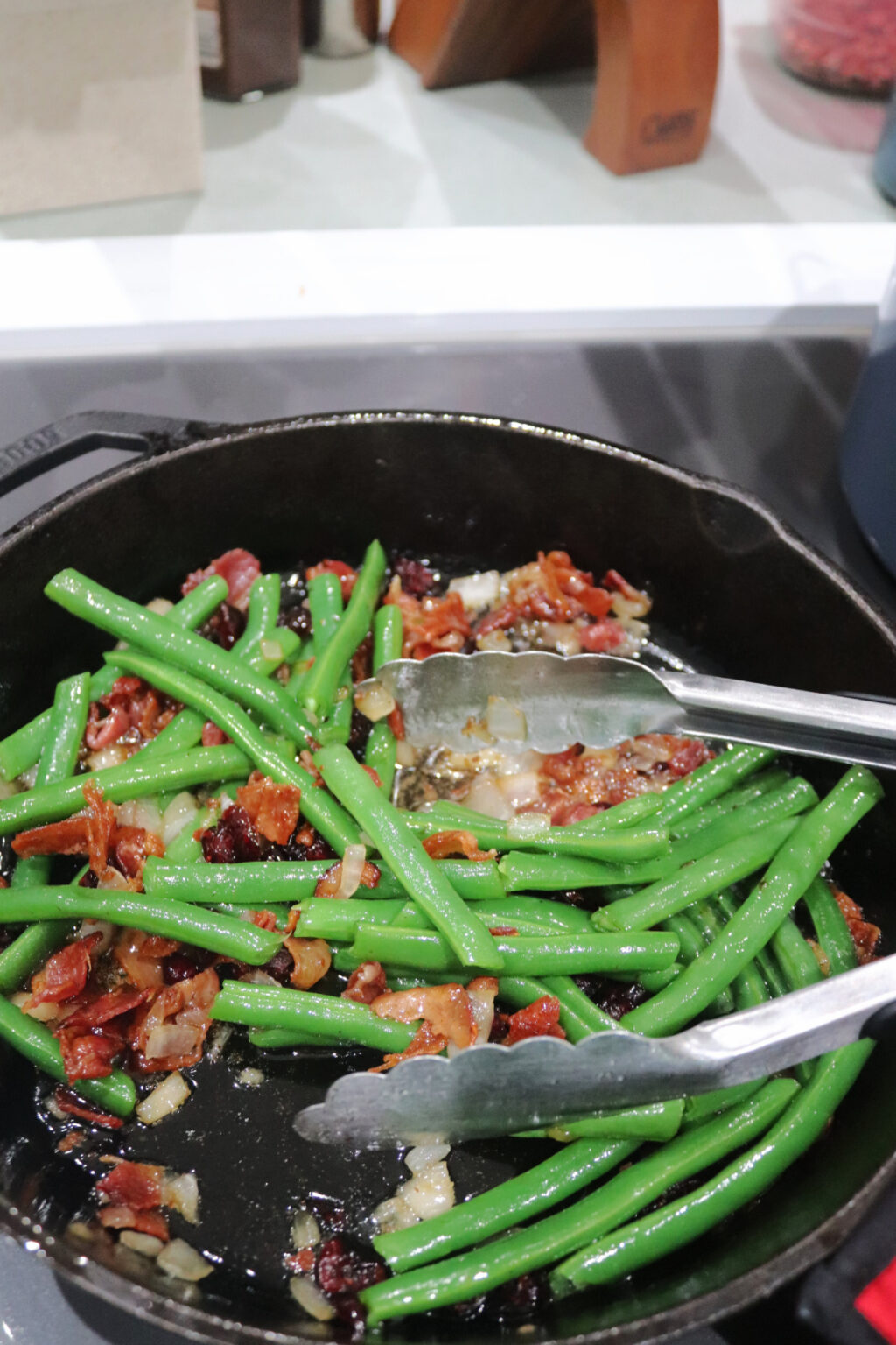 Maple Bacon Green Beans | An Easy Side Dish for Any Occasion